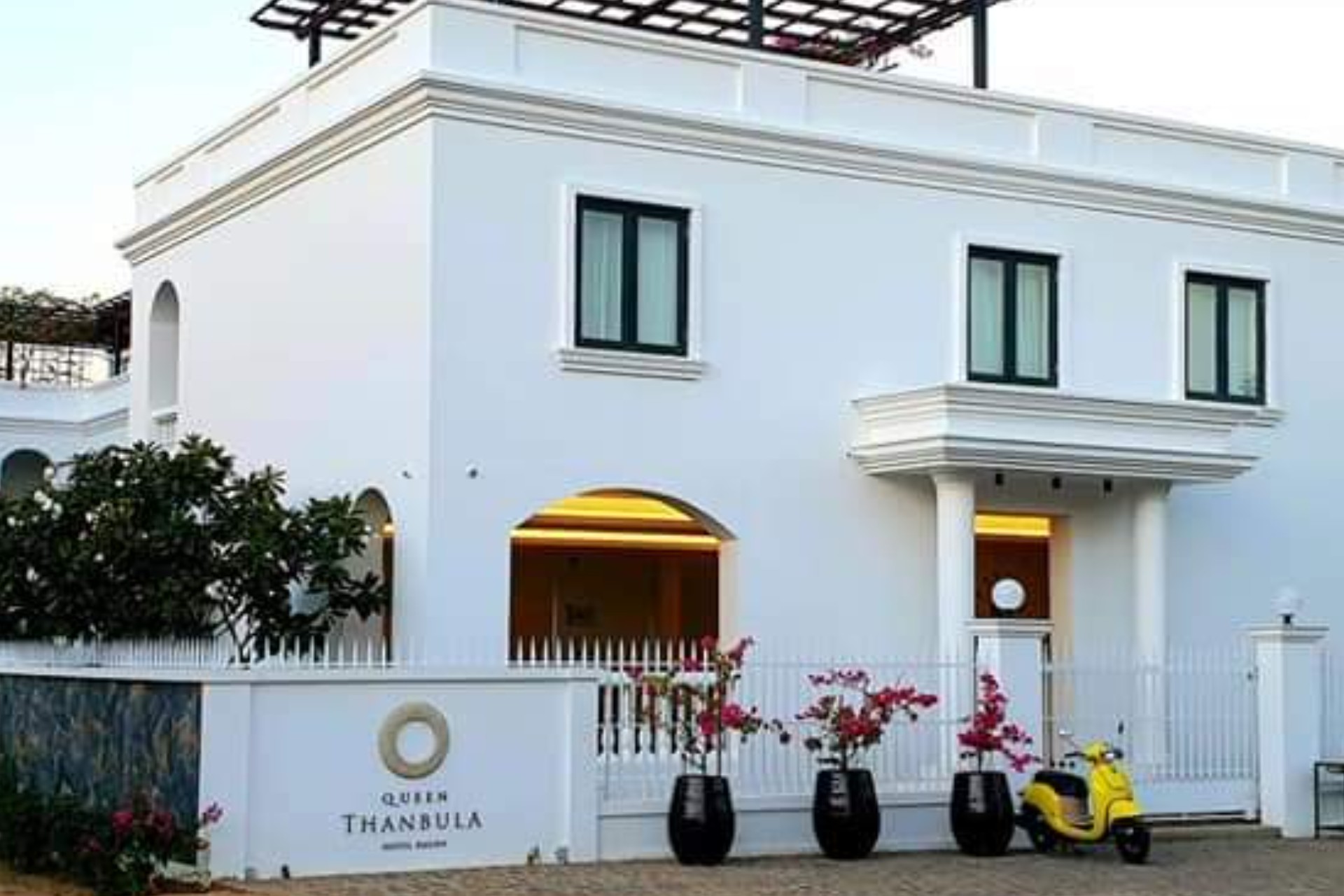 Queen Thanbula Hotel | MyanLife - Life Experience