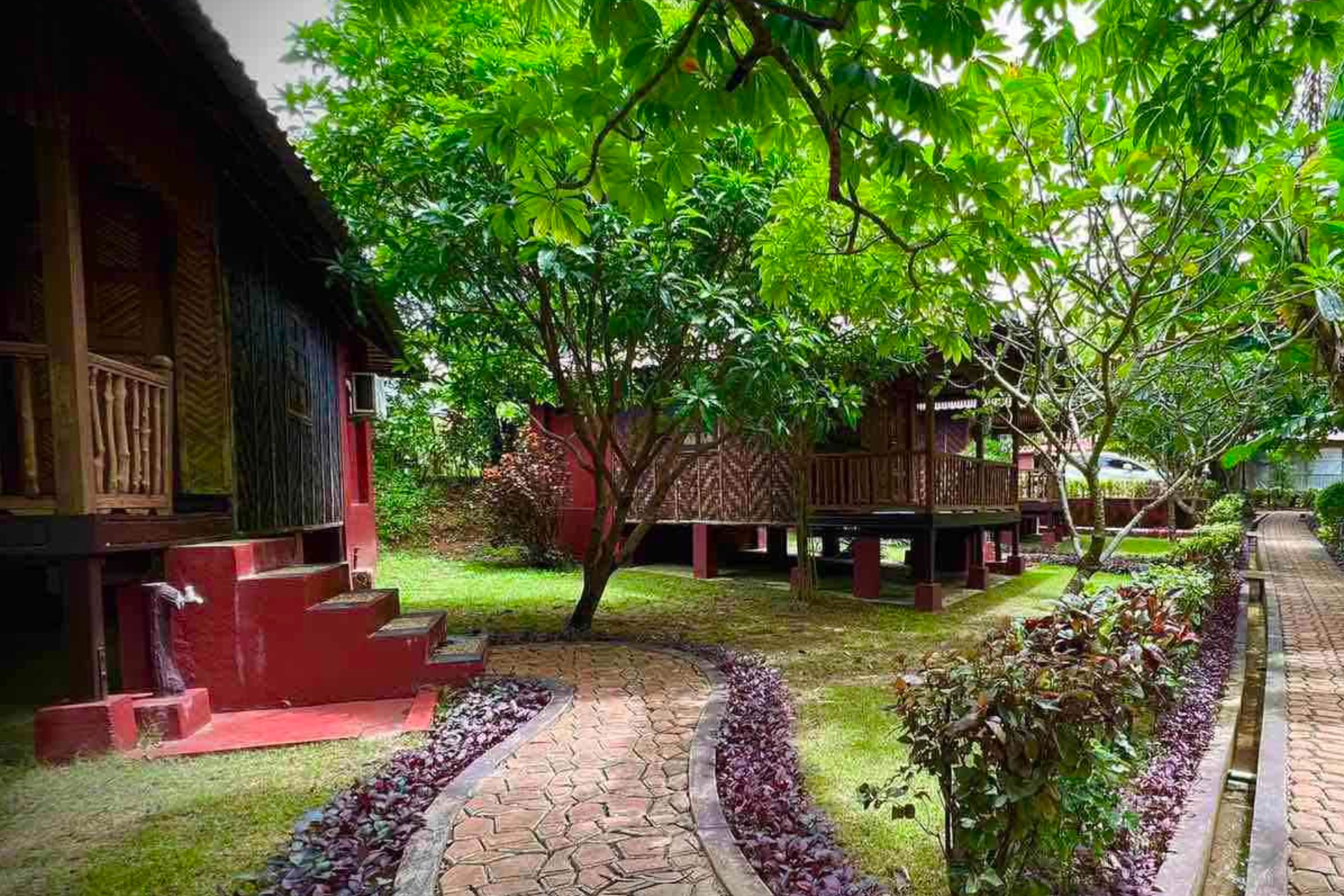 Hill Garden Hotel Chaungtha Beach | MyanLife - Life Experience